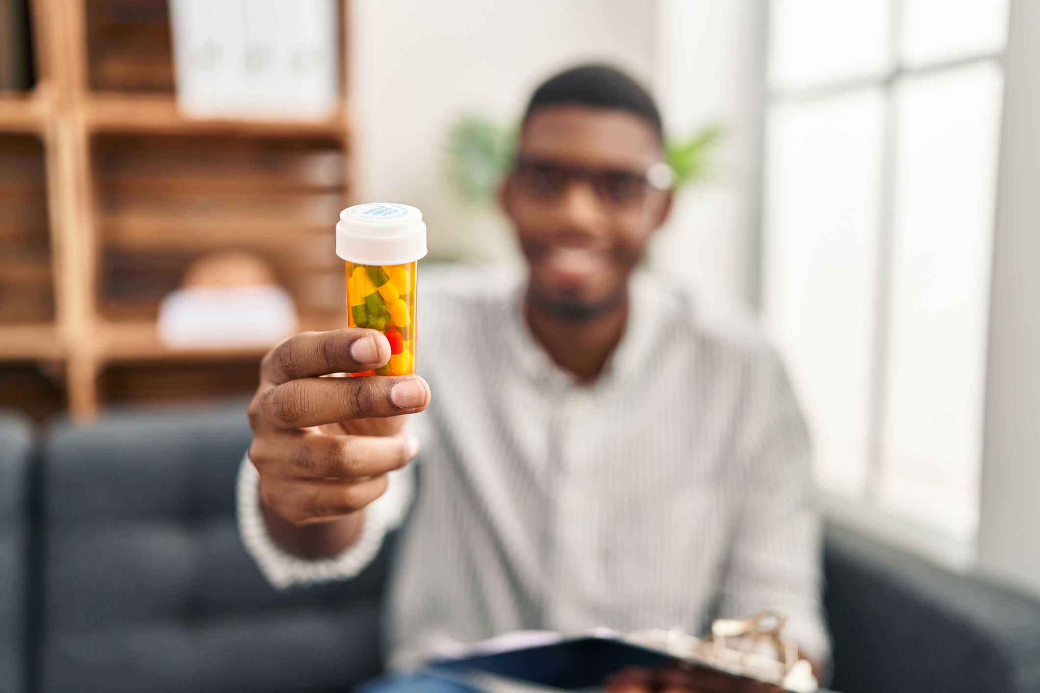 Starting antidepressants: Timeline of side effects and adjustment ...